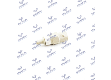 8121468300 ISUZU AIR TEMPERATURE SENSOR 4JJ1 4HK1 GENUINE